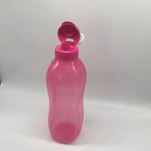 Tupperware | Kitchen | Tupperware Eco Fridge Water Bottle 2 Liter ...